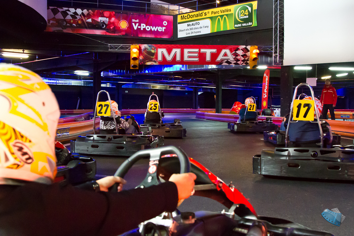 Indoor Karting - Grand Prix with transfers à Barcelone